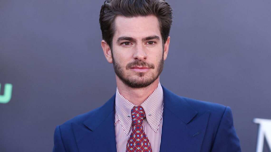 O segredo por trás da ascensão milionária de Andrew Garfield - Monitor ...