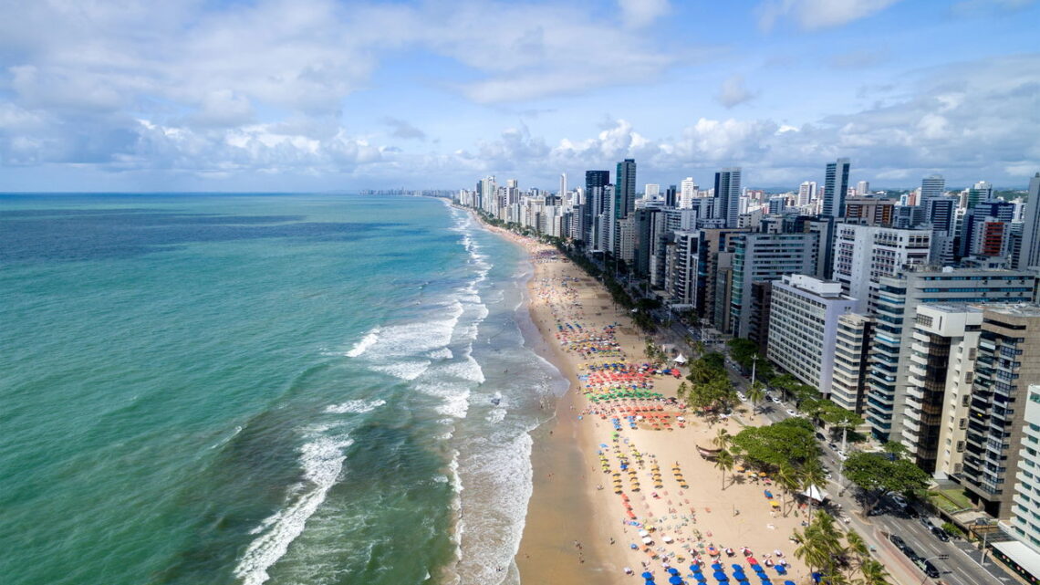 Recife terá até 8 feriadões em 2025! Confira as datas completas ...